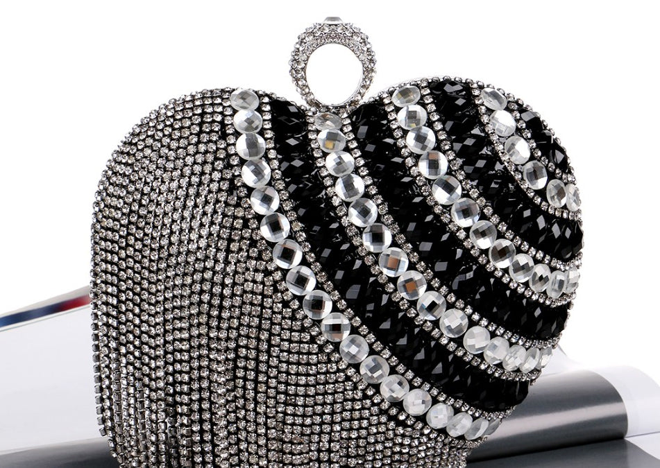 Buy Women's Handbags - Women's Clutches and Wallets for Sale - Arabic ...