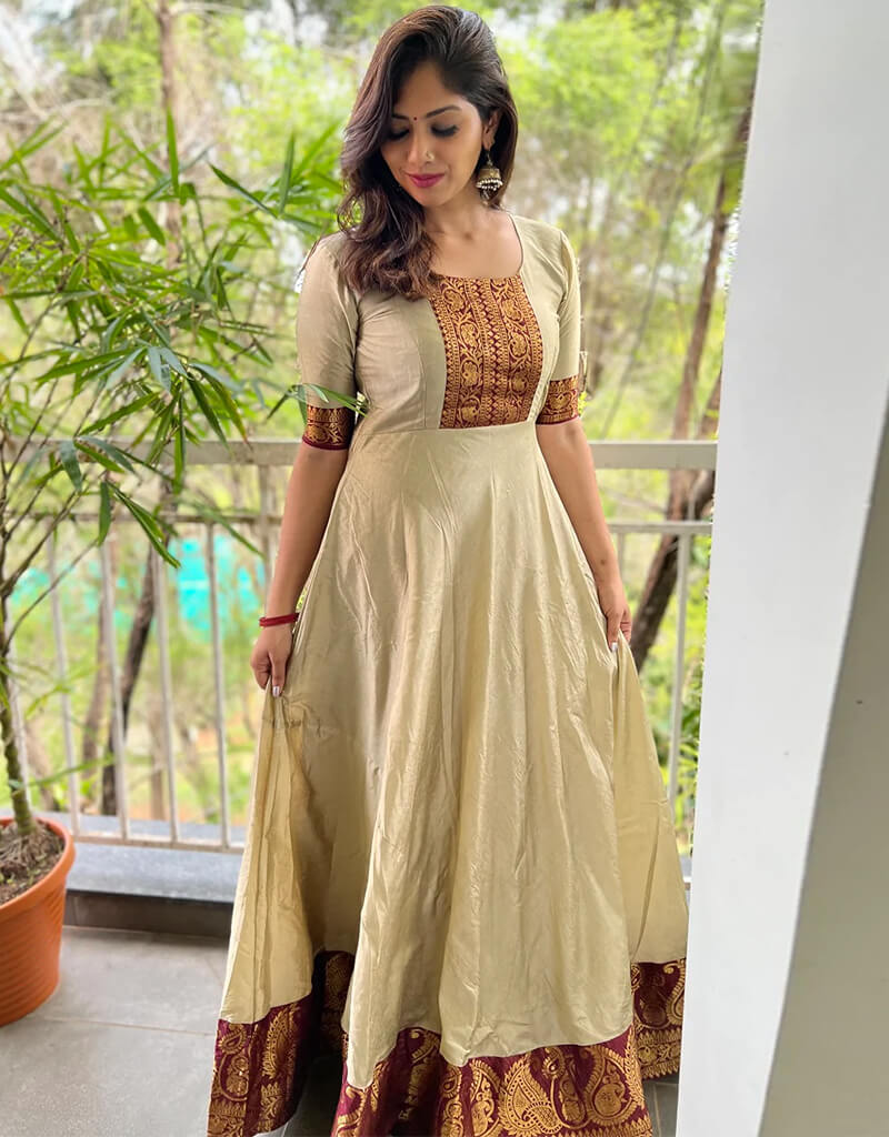 Chiku Chiku Color Weaving Zari Work Silk Gown Brown Digital Printed ...